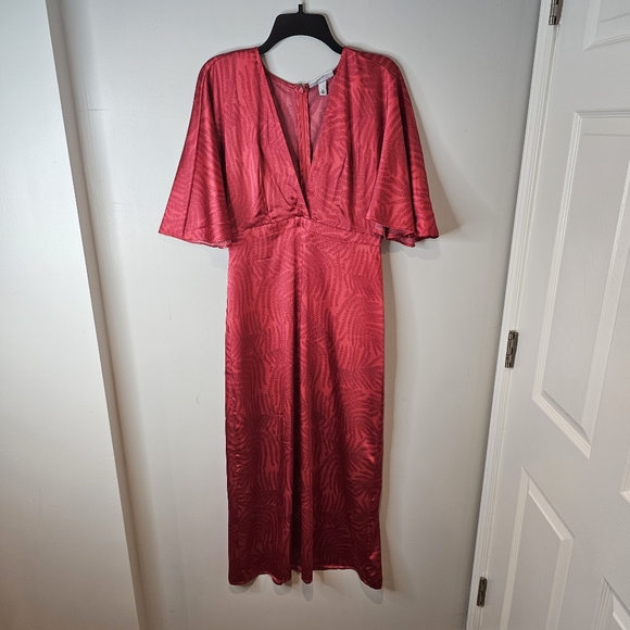 Fe Noel | Dresses | Fe Noel Red Silky Palm Leaf Flutter Skeeve Maxi ...